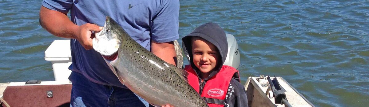 Oregon Salmon Fishing - Striped Bass - Crabbing - Fish Oregon Guide ...